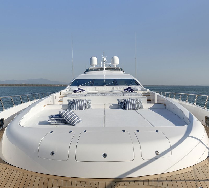 50M OPEN-STYLE SPORTS YACHT Yacht Charter Details, Mangusta 165E ...